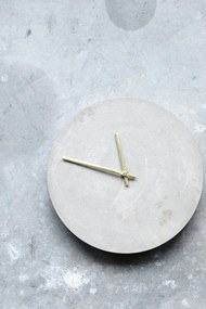 House Doctor Nástěnné hodiny Concrete, šedá barva, beton