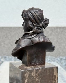 Bronzová busta -  Busta ženy