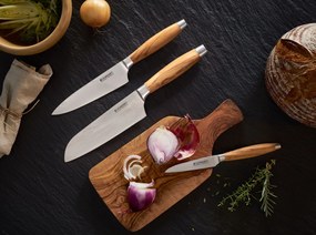 Nůž na krájení zeleniny Le Creuset s dřevěným úchytem 9 cm