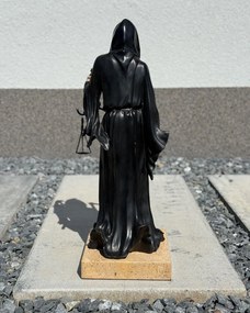 Bronzová socha Smrtka – figurka s kosou a váhami