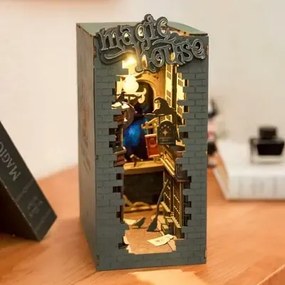 RoboTime Zarážka na knihy miniatura domečku Kouzelnická ulička / od 14