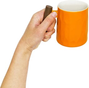 Porcelánový hrnek s dřevěnou rukojetí Clementine Facette, 400 ml – matný, oranžový