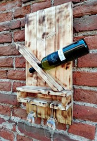 Stará Krása – Ruční výroba Dřevěný nástěnný selský stojan na víno