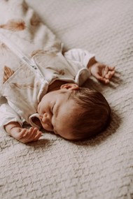 Sleepee Bavlněný spací pytel BOHO, PÍSKOVÝ pro miminko