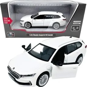 SPARKYS Model auta Škoda Superb IV Combi bílá / 1:35 / Světlo a zvuk /