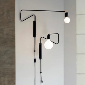 House Doctor Černé kovové nástěnné světlo Swing 35 cm