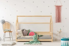 Domečková patrová dětská postel z masivního dřeva 90x200 cm v přírodní barvě Mila DMP Rozměr: 135x190 cm