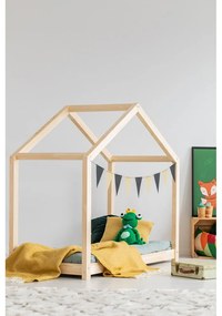 Domečková dětská postel z borovicového dřeva 140x200 cm Mila RM - Adeko