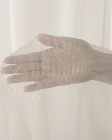 Záclona na dvojitých hačcích flex barva zlatá látka poloprůhledná, lesklé, pletený vzor