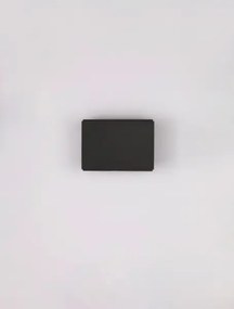 Minimalistické nastěnné svítidlo Oti Černá