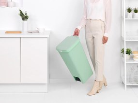 Brabantia STEPUP Pedálový odpadkový koš 40 l - nefritově zelná