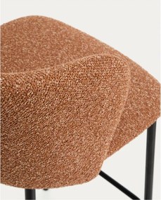 Čalouněná barová židle v terakotové barvě (výška sedáku 75 cm) Ciselia – Kave Home