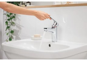 GROHE 24327001 - Umyvadlová baterie SWIFT velikost M lesklý chrom