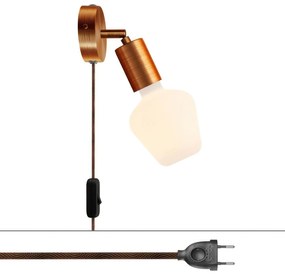 creative cables Spostaluce, nástěnná kovová lampa s nastavitelným kovovým kloubem, vypínačem a zástrčkou Barva: Matná měď
