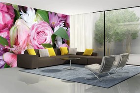 DIMEX | Samolepicí vliesová fototapeta na zeď Růžová kytice MA-5-1402 | 375 x 250 cm | zelená, bílá, růžová