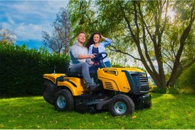 Riwall PRO RLT 92 HRD travní traktor 92 cm se zadním výhozem a hydrostatickou převodovkou