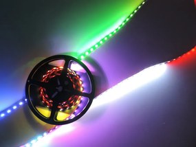 Digitální(adresovatelný) RGB LED pásek 8W, 60LED/m, 12V, SPI komunikace