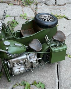 Plechový model - Armádní motocykl URAL s postranním vozíkem