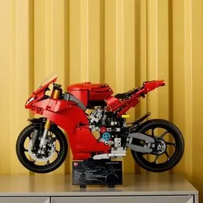LEGO® Technic 42202 Motorka Ducati Panigale V4 S / Počet dílků: 1603 /