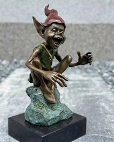 Bronzová socha - Skřítek pohádková figurka