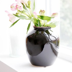 HOUSE DOCTOR Černá váza Shina střední Ø15 cm × 16,5 cm