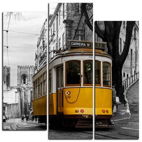 Obraz na plátně - Historická tramvaj v centru Lisabonu - čtverec 3116C (105x105 cm)