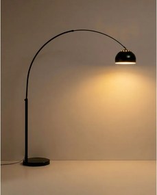 Černá stojací lampa s kovovým stínidlem (výška 160 cm) Madali – Kave Home