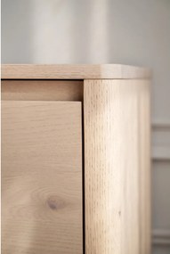 Komoda v dekoru dubu ve světle přírodní barvě 180x70x40 cm Melstone – Rowico