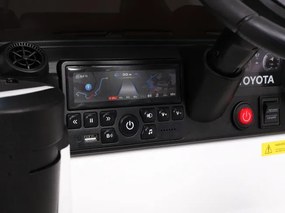 Elektrické autíčko Toyota Land Cruiser PRADO bílé