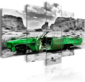 Obraz - Green retro car at Colorado Desert