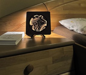 Li-Go "Ježíš a kříž" lampa 19x19cm provedení povrchu: dub světlý