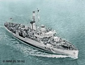 Revell HMCS Snowberry / Plastikový model / 1:144 / Počet dílků 501 / O