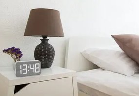 TFA 60.2042.02 / Digitální budík / látkový panel / LED číslice / USB n