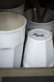 IB LAURSEN Latte hrneček Mynte Pure White 250 ml, bílá barva, keramika