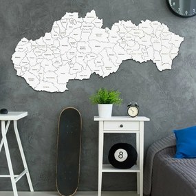 DUBLEZ | Mapa okresů Slovenska na zeď