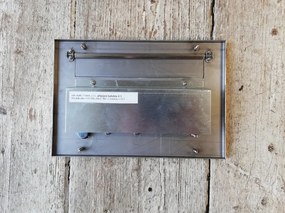 Poštovní schránka pro zazdění hl. 20 cm - NEREZ, 3 x zvonek, 3 x jmenovka, 1 x příprava pro audio