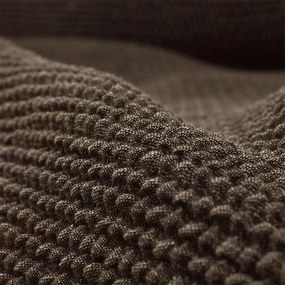 Super strečové potahy NIAGARA tabáková křeslo s dřevěnými rukojeťmi (š. 50 - 80 cm)