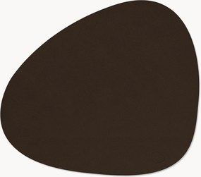 Sada ručně vyrobených asymetrických kožených prostírání Curve, 4 díly