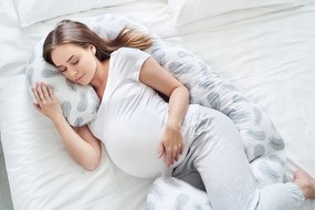 Těhotenský a kojicí polštář BABYMAM PREMIUM 300 cm 3v1 - Peříčka s bílou