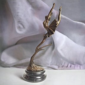 Skákající baletka – ohromující bronzová socha, elegantní umělecká dekorace inspirovaná tancem (Baletní skok – velká bronzová socha)