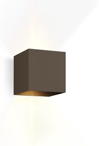 Nástěnné svítidlo ve tvaru krychle Box Wall 2.0  Nástěnné svítidlo ve tvaru krychle Box Wall 2.0 Barva: Bronzová, Teplota chromatičnosti: 2700 Kelvinů