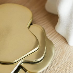 Kovové podtácky v sadě 4 ks ve zlaté barvě Charm – S|P Collection