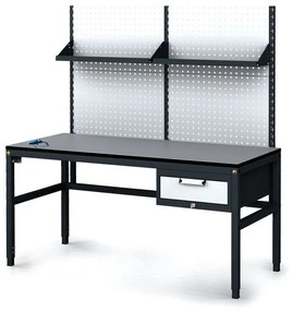 Antistatický dílenský ESD stůl s perfopanelem a policemi, 1 zásuvkový box na nářadí, 1600x800x745-985 mm