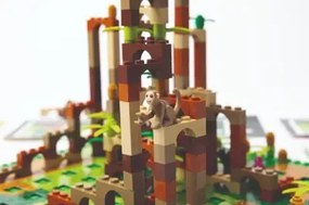 LEGO® Monkey Palace - Opičí palác / Počet hráčů: 2-4 / od 10 let