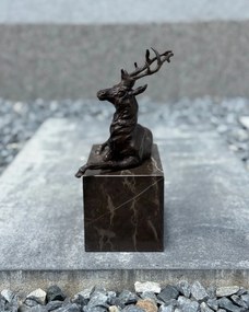 Bronzová socha figurka -  Jelen