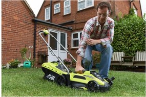 Elektrická sekačka na trávu 1300 W, 33 cm Ryobi RLM13E33S