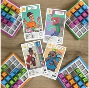 TLAMA games Deskovkáři (Shelfie Stacker CZ)