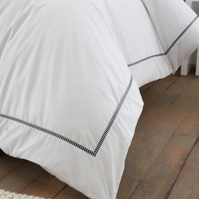 Bílé 3dílné povlečení na dvoulůžko z bavlněného perkálu 200x200 cm Contrast Trim – Bianca