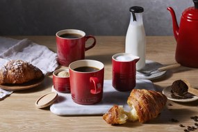 Hrnek Le Creuset 350 ml červený burgund