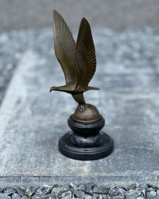 Bronzová socha - Orel na glóbu ve stylu Art Deco